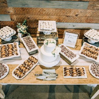 BOCAKES - Updated May 2024 - 130 Photos & 148 Reviews - 27570 Commerce ...