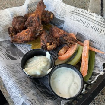 BRIX TAPHOUSE - Updated June 2025 - 318 Photos & 183 Reviews - 300 2nd ...