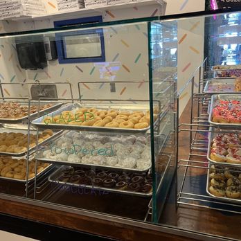 THE MINI DONUT COMPANY - Updated June 2024 - 87 Photos & 52 Reviews ...