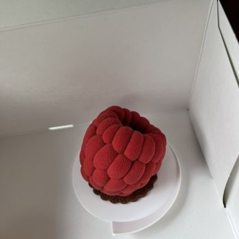 D’CARAMEL PATISSERIE - Updated November 2024 - 110 Photos & 33 Reviews ...