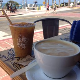 BEAR COAST COFFEE - 696 Photos & 629 Reviews - 618 1/2 Avenida Victoria ...