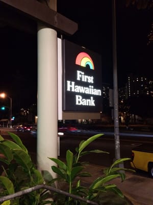 FIRST HAWAIIAN BANK - Updated November 2025 - 22 Photos & 27 Reviews ...