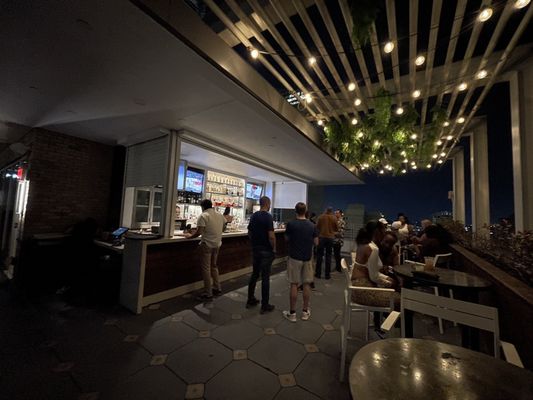 Z ON 23 ROOFTOP - Updated July 2024 - 218 Photos & 249 Reviews - 1121 ...