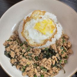 KIN KHAO - Updated April 2025 - 161 Photos & 75 Reviews - 939 W ...