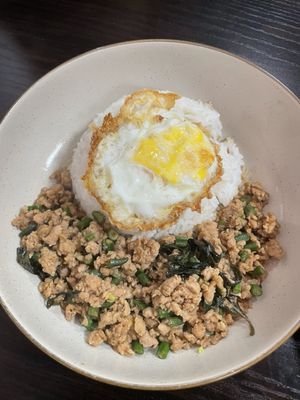 KIN KHAO - Updated February 2025 - 77 Photos & 38 Reviews - 939 W ...