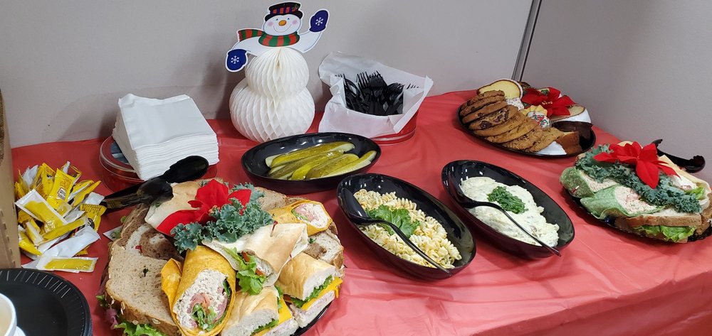 CLARAS TIDBITS RESTAURANT & CATERING - 119 Photos & 111 Reviews - 1076 ...