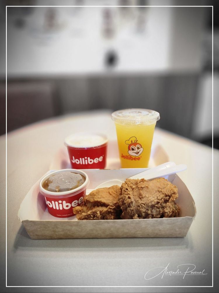 JOLLIBEE - Updated July 2025 - 811 Photos & 602 Reviews - 2180 Barranca ...