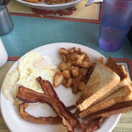 DEMI’S PLACE - Updated January 2026 - 48 Photos & 71 Reviews - 4163 ...