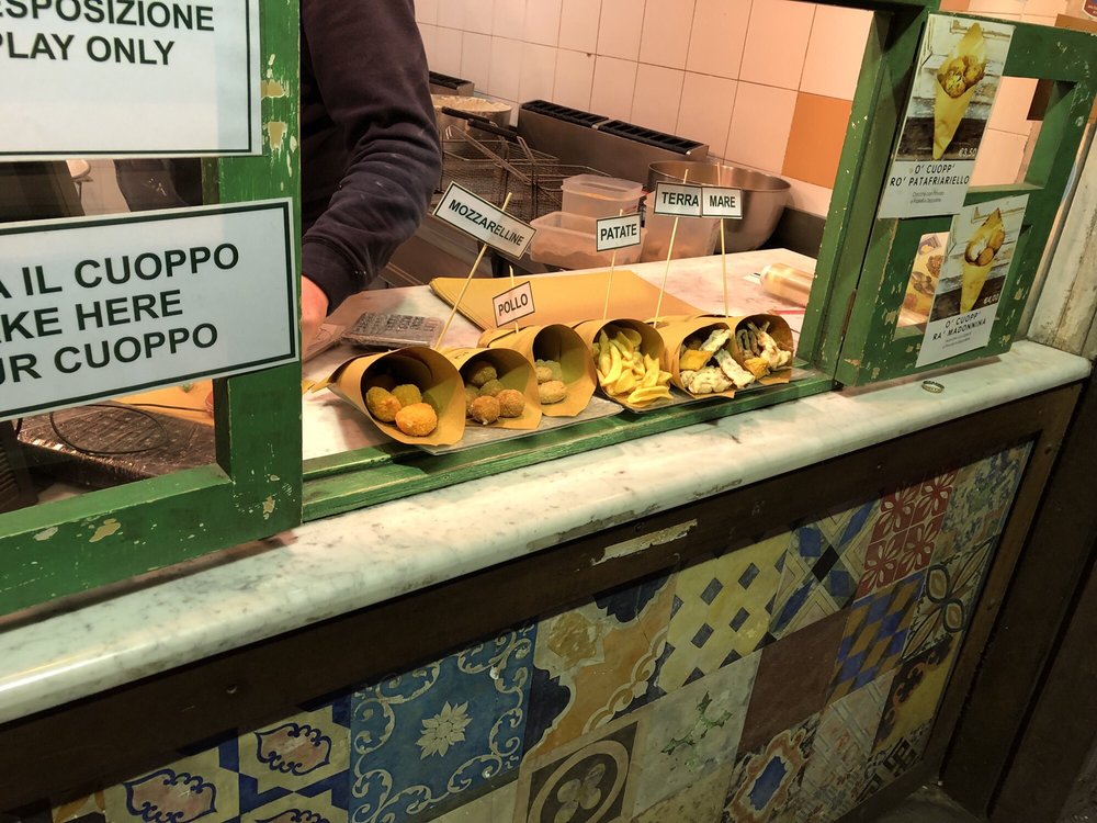 FRIGGI FRIGGI - FRIGGITORIA NAPOLETANA - Friterie - Piazzetta del Nilo ...