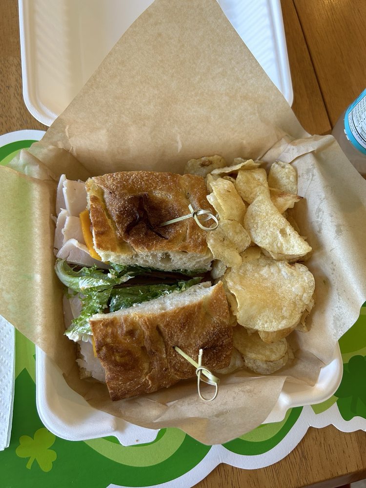 VINTAGE ROSE - Updated September 2024 - 12 Photos - 1680 Mid Valley Dr ...