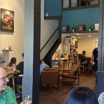 PLUCKY’S CAFE - Updated July 2024 - 101 Photos & 26 Reviews - 1352 Broadway, Burlingame ...