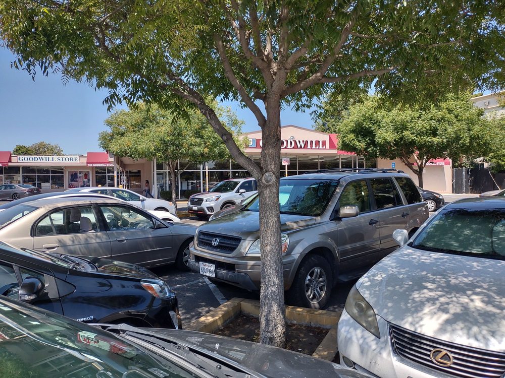 GOODWILL OF SILICON VALLEY - 299 Photos & 116 Reviews - 1579 Meridian ...