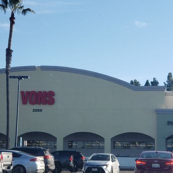 VONS - Updated December 2025 - 106 Photos & 31 Reviews - 2250 Otay Lks ...