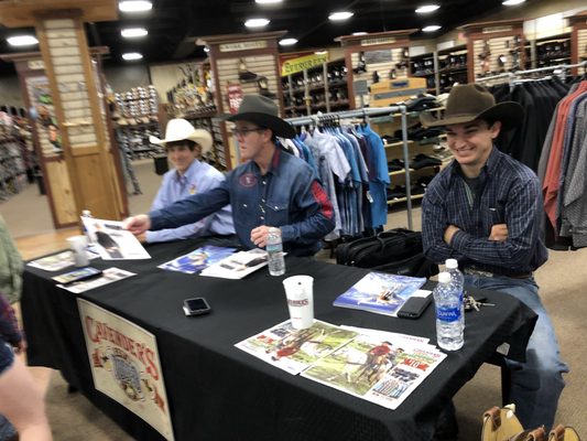 CAVENDER’S WESTERN OUTFITTER - Updated July 2025 - 12 Photos - 2340 ...