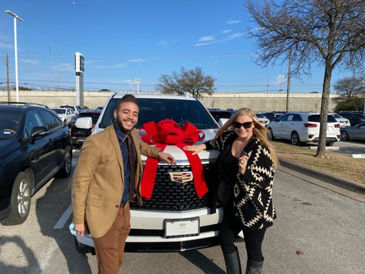 COVERT BUICK GMC OF AUSTIN - Updated October 2025 - 243 Photos & 399 ...