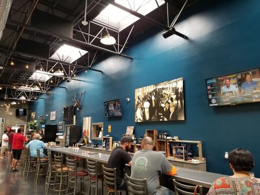 LENGTHWISE BREWING COMPANY - 650 Photos & 532 Reviews - 7700 District ...