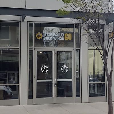 BUFFALO WILD WINGS ‘GO’ - ALBANY - Updated December 2025 - 10 Photos ...