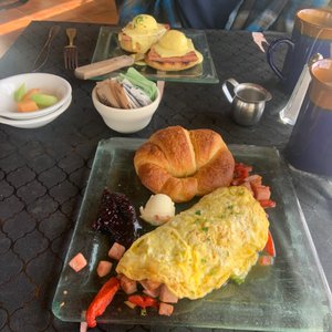 LA MAISON CAFE - 395 Photos & 486 Reviews - 315 SW 9th, Newport, OR - Yelp