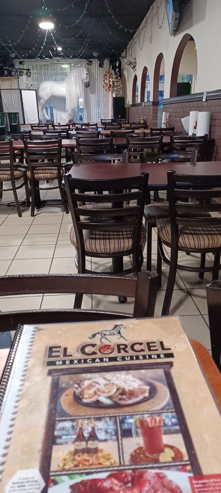 El Corcel 3, Indianapolis | Roadtrippers