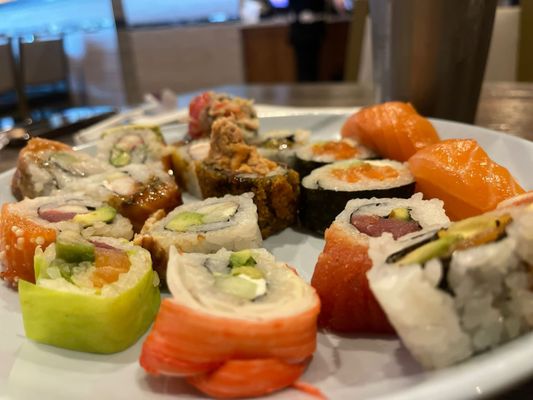 MIZUMI BUFFET & SUSHI - Updated January 2026 - 888 Photos & 493 Reviews ...