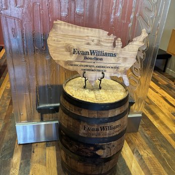 EVAN WILLIAMS BOURBON EXPERIENCE - Updated November 2024 - 1312 Photos ...