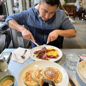 LA MO - 306 Photos & 210 Reviews - 310 E Main St, Turlock, California ...