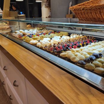 ROSETTA BAKERY - Updated July 2024 - 233 Photos & 119 Reviews - 824 S ...