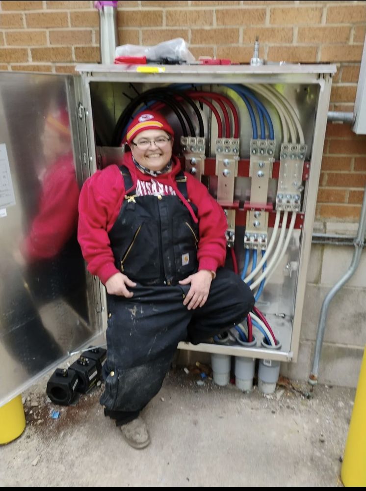 D’S ELECTRIC - Updated February 2025 - 77 Photos - Kansas City, Kansas ...