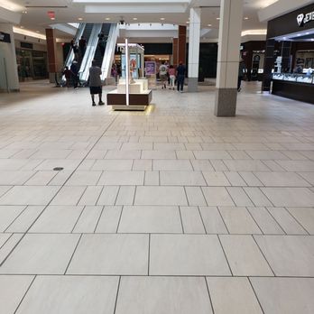 SPRINGFIELD TOWN CENTER - Updated December 2025 - 359 Photos & 275 ...