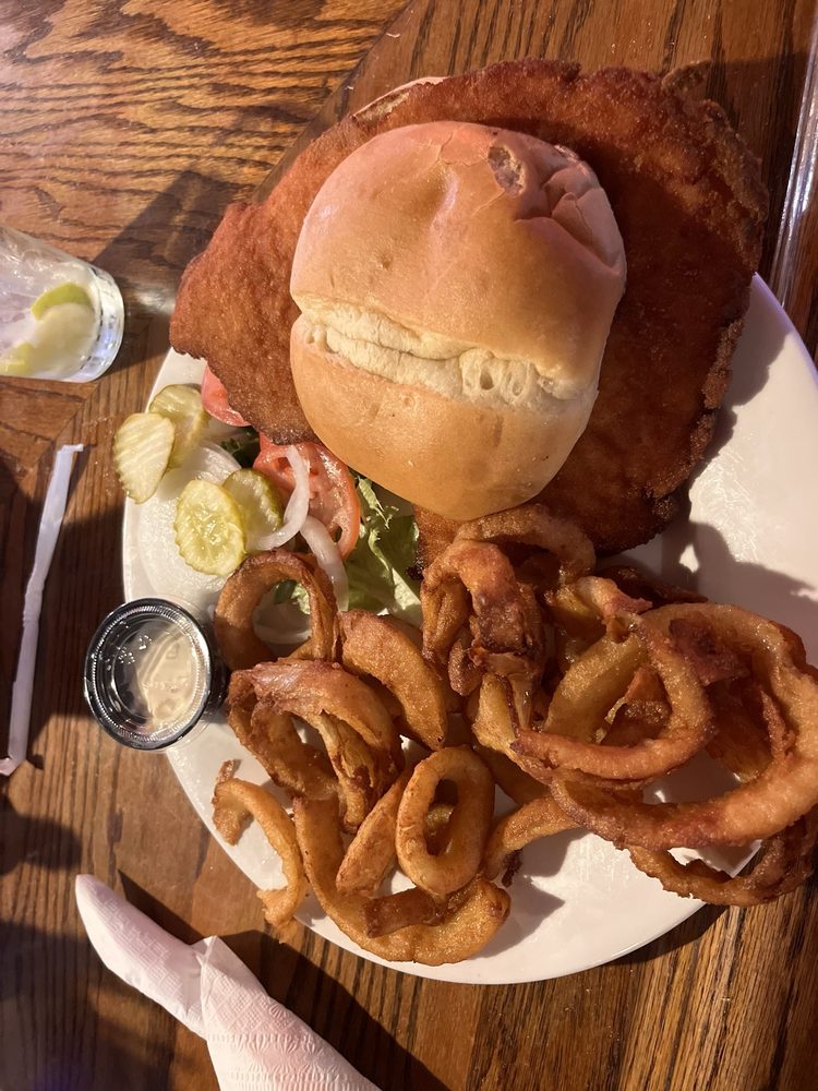 LPL’S RESTAURANT & PUB - Updated October 2025 - 91 Photos - 77 Reviews ...