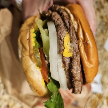 BLAKE’S LOTABURGER - Updated January 2026 - 38 Photos & 79 Reviews ...