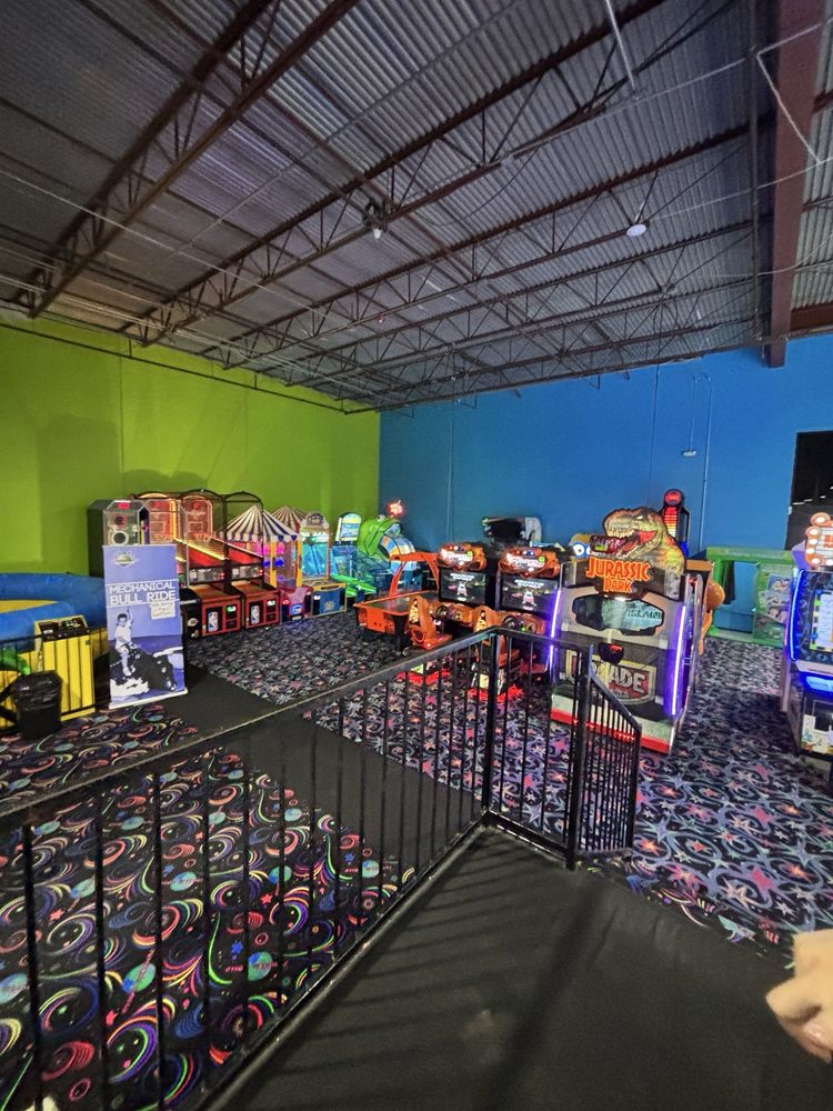 JUMPING WORLD - NW - Updated December 2025 - 78 Photos & 77 Reviews ...