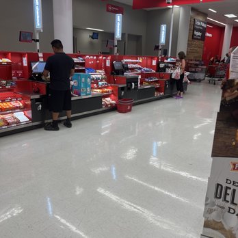 TARGET - Updated December 2025 - 105 Photos & 112 Reviews - 11160 Veirs ...