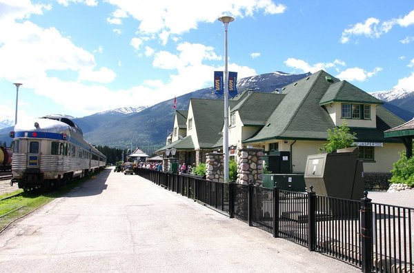 JASPER VIA TRAIN STATION - Updated July 2024 - 12 Photos - 607 ...