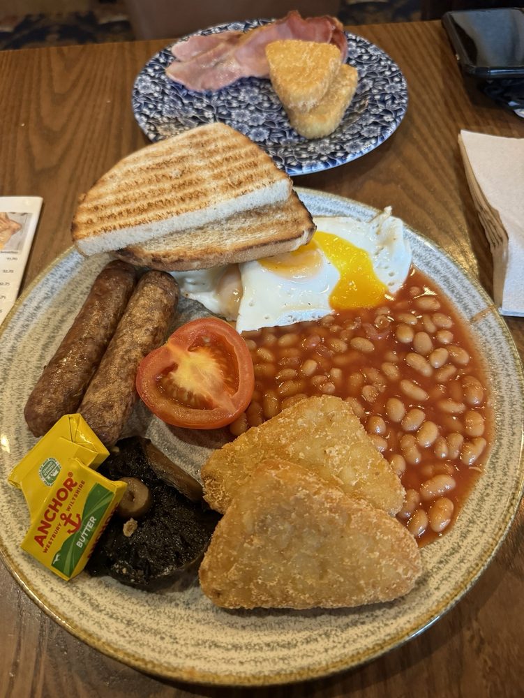 WETHERSPOONS - Updated October 2025 - 20 Photos & 20 Reviews - 175 ...