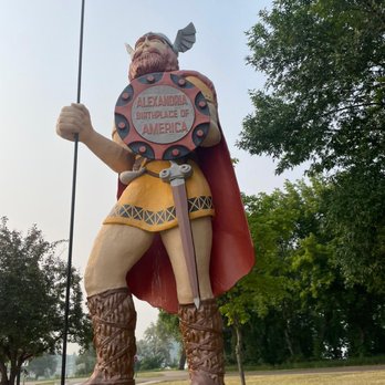 BIG OLE VIKING STATUE - Updated January 2025 - 11 Photos - 207 Broadway ...