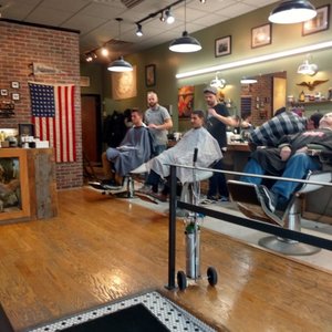 WARFLEIGH BARBER SHOP - 25 Photos & 97 Reviews - 826 Broad Ripple Ave ...
