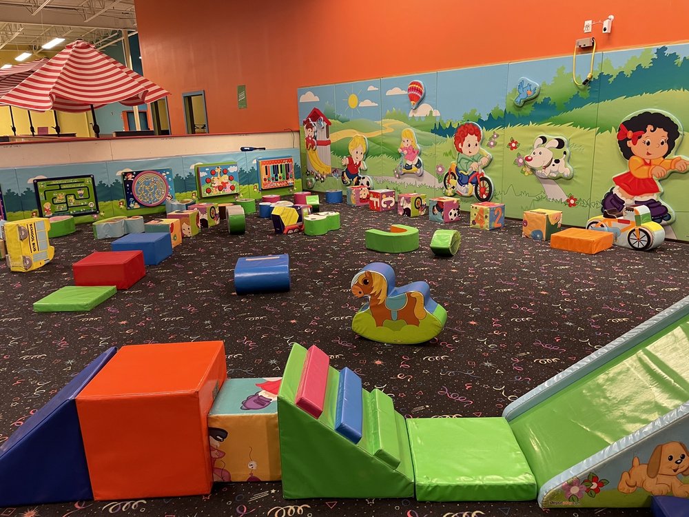 RUN JUMP-N-PLAY - Updated October 2025 - 55 Photos & 80 Reviews - 5897 ...
