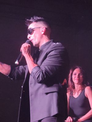 DISTRO MUSIC HALL - 6815 Roosevelt Rd, Berwyn, Illinois - Music Venues ...