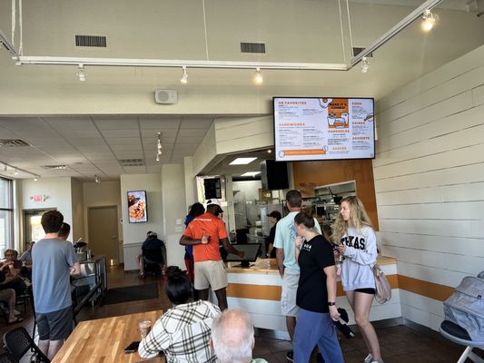 HANDSOME BISCUIT - Updated November 2024 - 16 Photos - 4224 Virginia ...