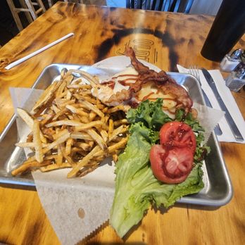 OLD TOWNE PERKS - Updated October 2025 - 31 Photos & 18 Reviews - 404 N ...