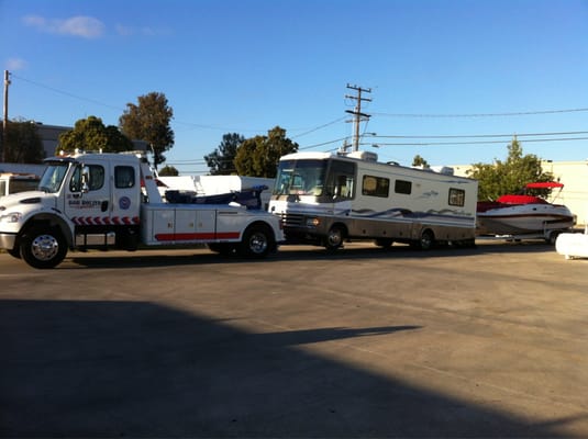 BOB HOLZER TOWING - Updated December 2025 - 41 Photos & 198 Reviews ...