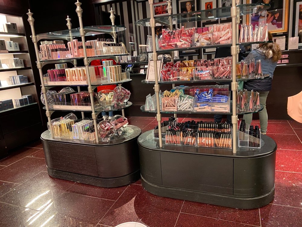 VICTORIA’S SECRET - Updated May 2025 - 19 Photos - 100 Square One Mall ...