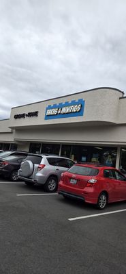 BRICKS & MINIFIGS SOUTH EVERETT - Updated October 2025 - 1203 SE Everett Mall Way, Everett ...