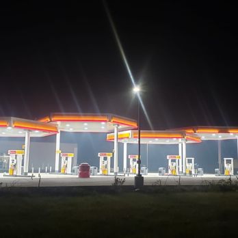 FAMILY MART - CURTIN - Updated October 2025 - 16 Photos - 464 Bear ...