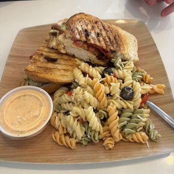 808 DELI - Updated May 2024 - 606 Photos & 1048 Reviews - 2439 S Kihei ...