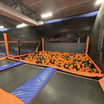 SKY ZONE TRAMPOLINE PARK - Updated May 2025 - 28 Photos - 2055 ...