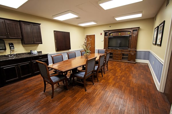 HEATHER KNOLL NURSING AND REHABILITATION - Updated December 2025 - 16 ...