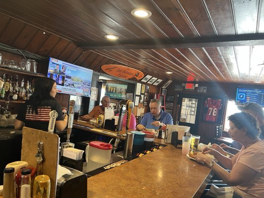 THE INN BETWEEN - Updated January 2026 - 23 Photos & 51 Verified ...