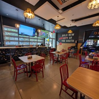 PIZZA DYNAMO - Updated December 2025 - 78 Photos & 33 Reviews - 61B N ...